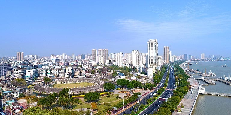 What does Shantou University Medical College (SUMC) offer you? • China ...